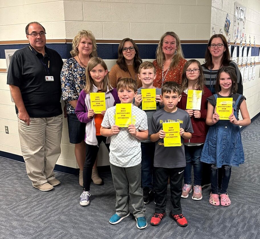 Glendale Elementary holds Dictionary Project | News, Sports, Jobs ...